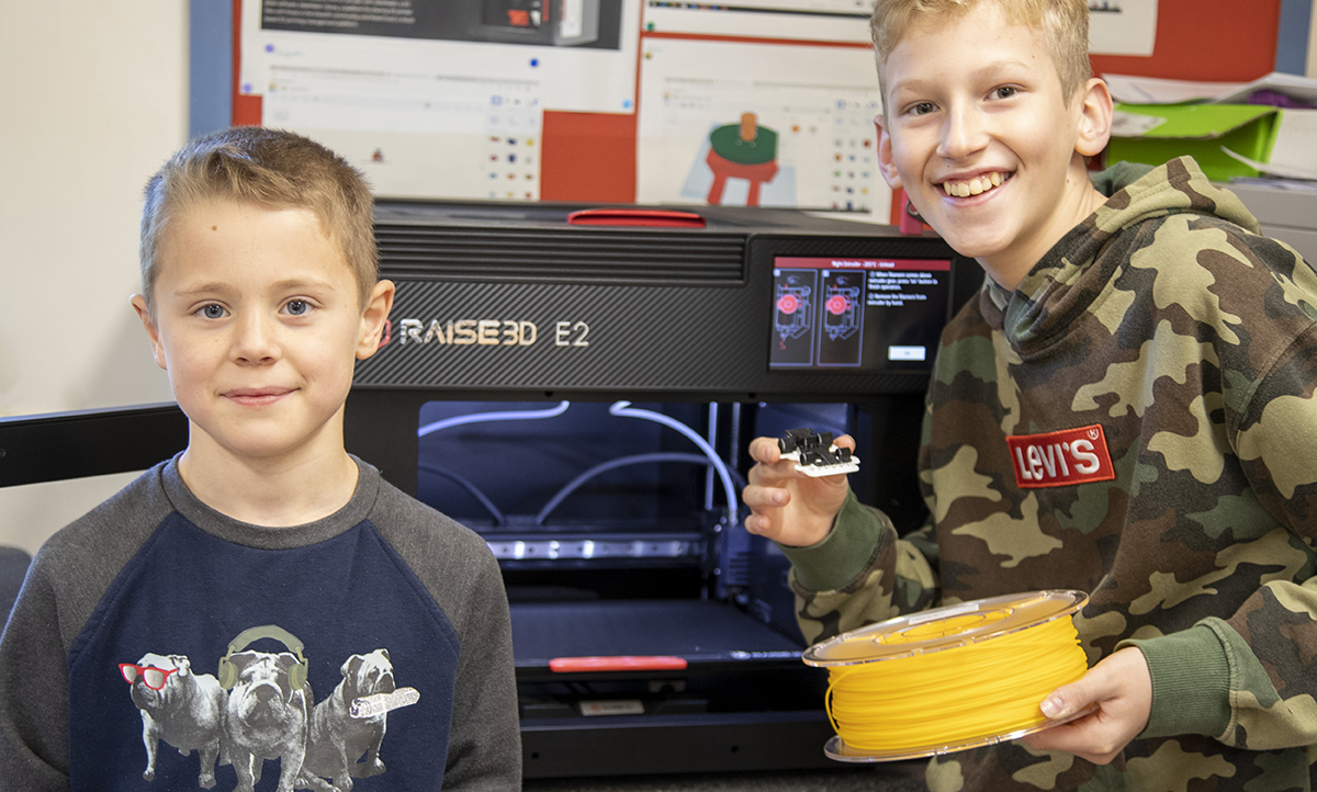 3D Printer Arrival in the Prep DT Department - Langley School
